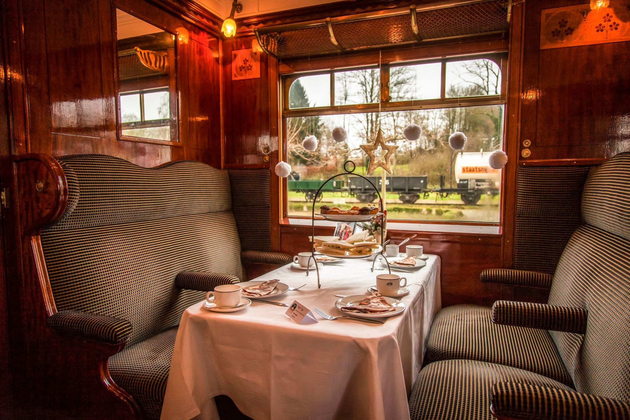 Limburgs High Tea Arrangement - De Miljoenenlijn